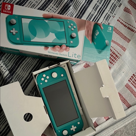 Nintendo | Video Games & Consoles | Nintendo Switch Lite Turquoise ...